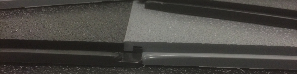 PVC vloertegels: ideaal voor uw garage en of werkplaats.